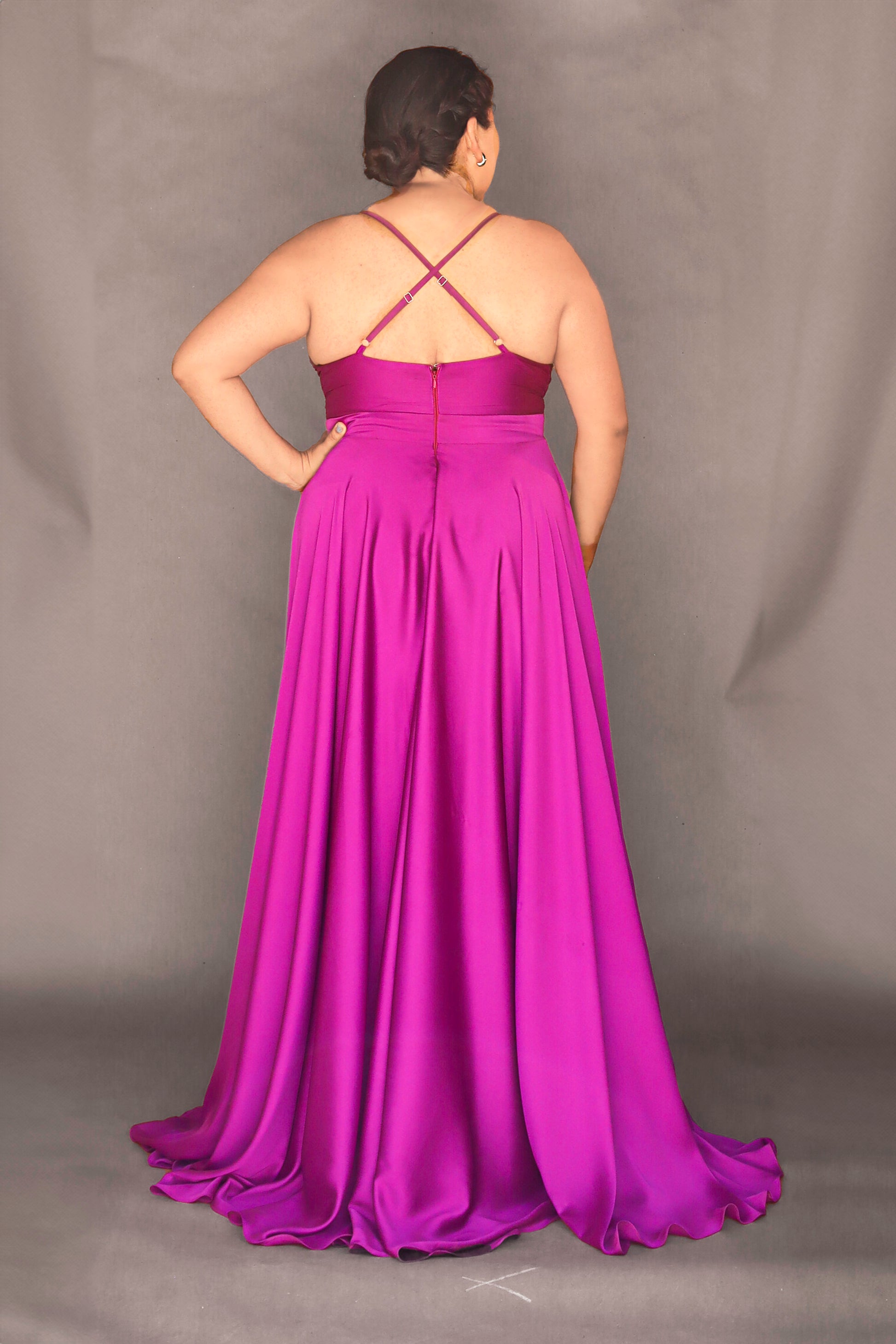 Eva Curvy – Dhonor